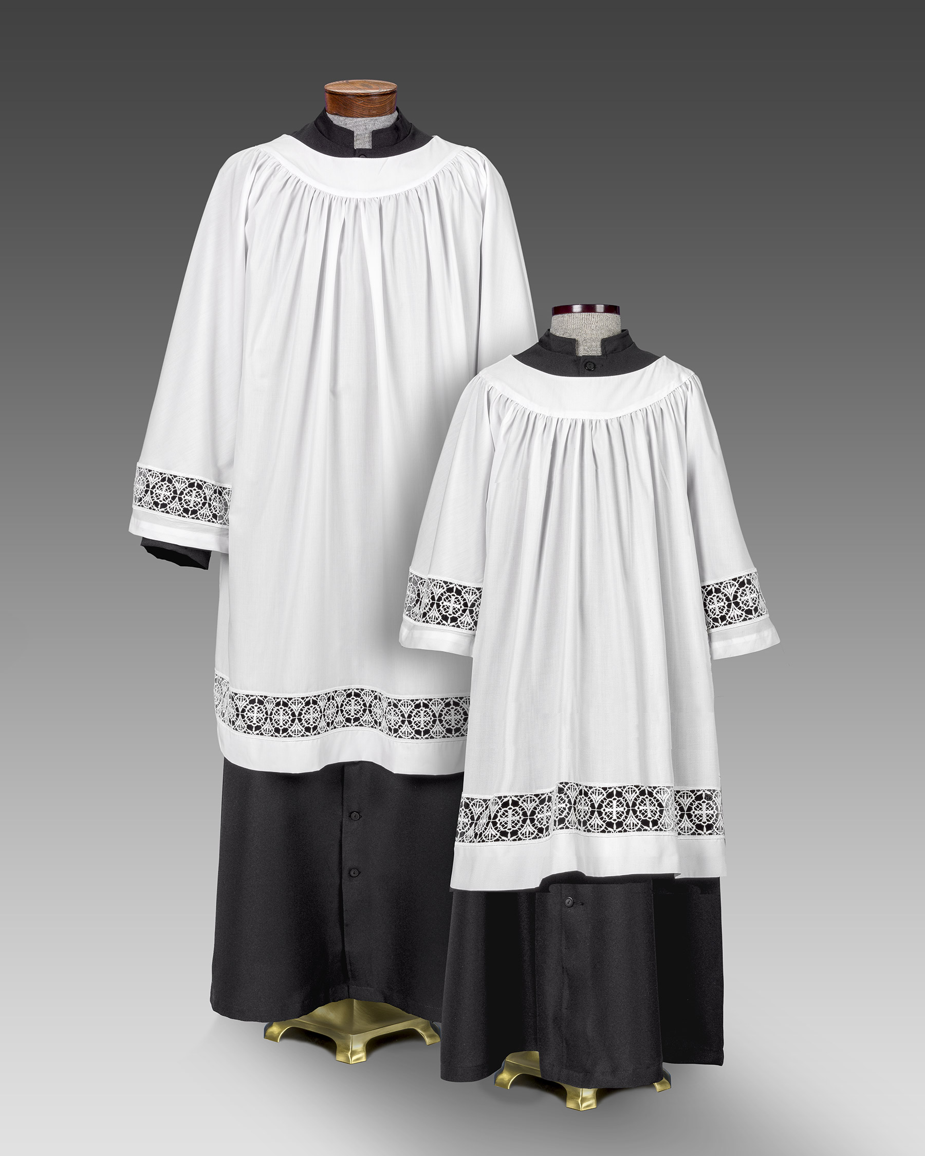 CM Almy | Vienna Choir Cotta with Round Yoke, Cathedral Length