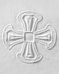 CM Almy | Mary Moore Credence Table Cloth